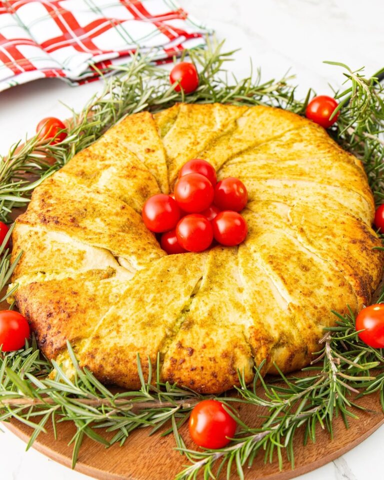 20+ Crescent Wreath Ideas for Christmas Recipe
