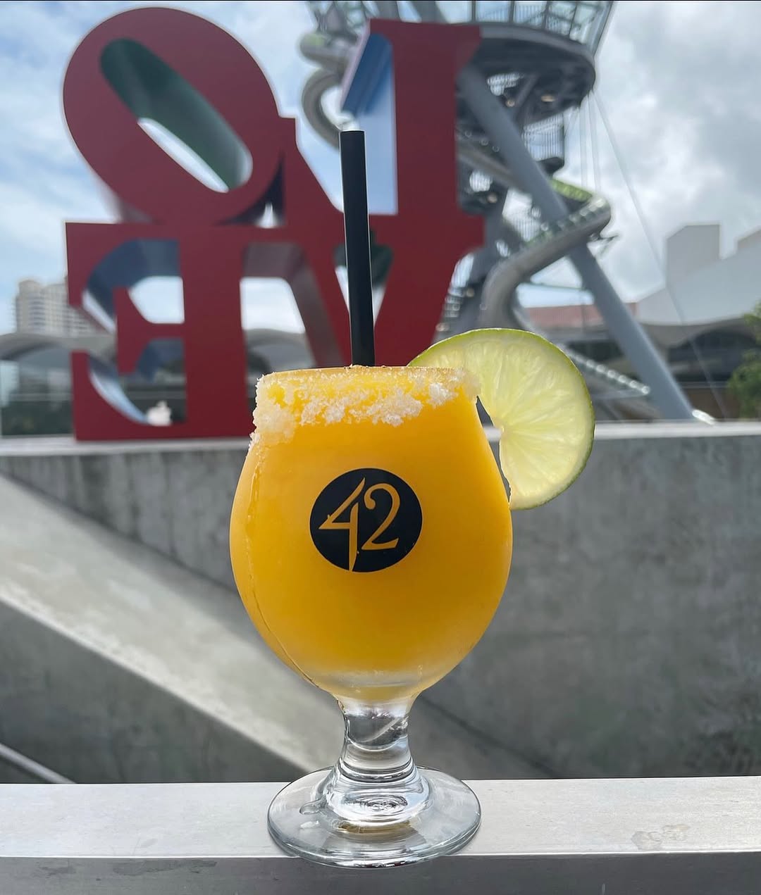 Refreshing Mango Frozen Margarita Cocktail Recipe | Summer